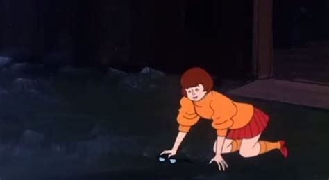 Velma Trying To Find Her Glasses Velma Dinkley Kayla Aesthetic Art