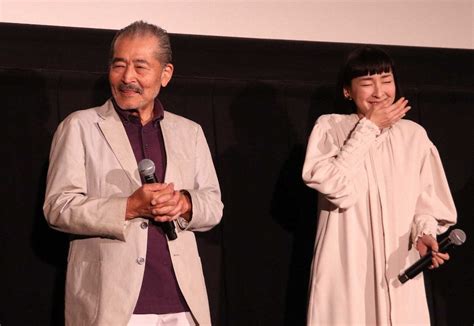 高野豆腐店の春」完成披露試写会＞トークで笑顔を見せる藤竜也、麻生久美子 ― スポニチ Sponichi Annex 芸能