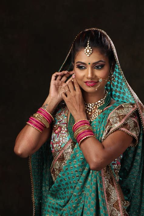 Fotos Gratis Sari Belleza Piel Sesión De Fotos Mehndi Tradicion Free