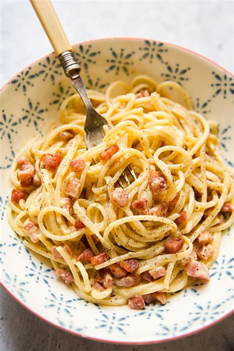 True Spaghetti Carbonara That Tastes Lighter And Tastier Than In Your