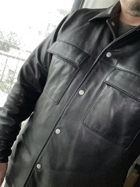 達也凹m On Twitter ゴツい革のほうがもちろん好きだけど、柔らかいシャツだと普段着るには楽で良い。雨だけどこれで外出の今日