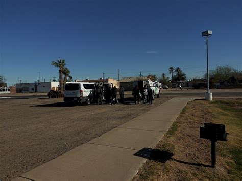 Small Arizona Towns Plead For Help To Care For Released Migrants