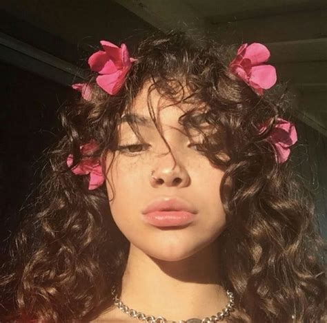 Curly Haired Girls Are So Cute Hair Inspo Hair Inspiration Pretty