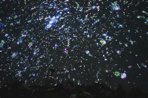 紫舟xチームラボ 全天周アート作品 恵比寿にて公開開始 株式会社オリハルコンテクノロジーズ Orihalcon