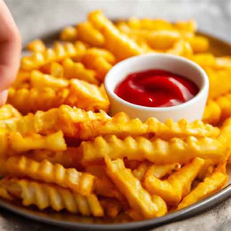 Air Fryer Frozen Crinkle Fries The Best Recipe Airfryandeat