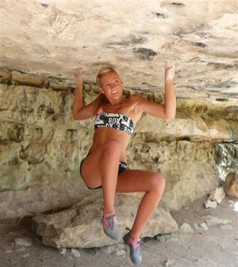 Sexy Rock Climbing Girls That Are Too Hot To Handle 39 Pics