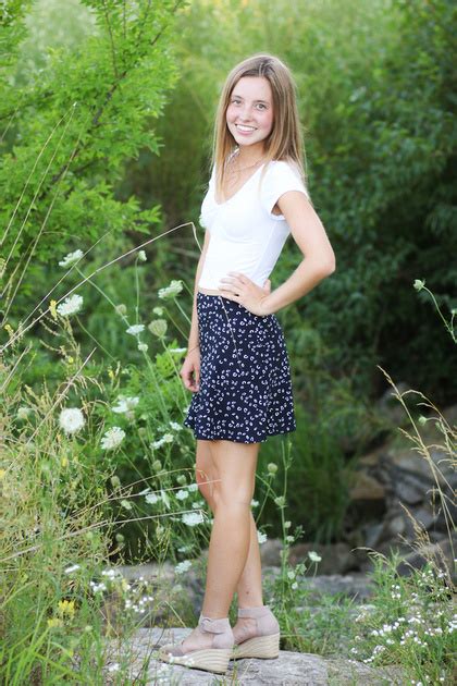 Sarah And Dippity Photography Maddie A Senior Portraits