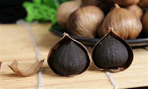 Jarang Diketahui Ini Khasiat Bawang Hitam Tunggal Untuk Kesehatan