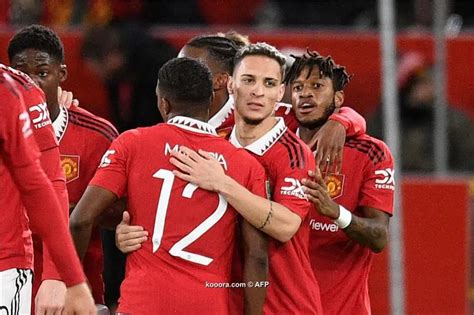 مانشستر يونايتد يضرب تشارلتون بثلاثية ويتأهل لنصف نهائي كأس الرابطة