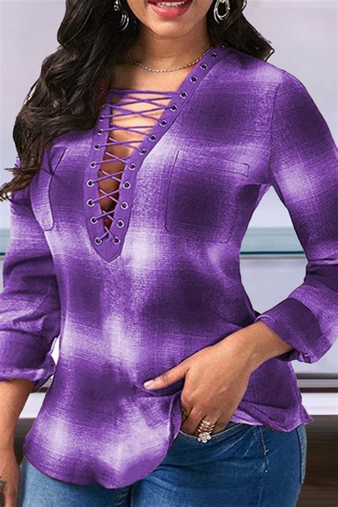 Wholesale Purple Fashion Casual Print Hollowed Out V Neck Tops Ws42335