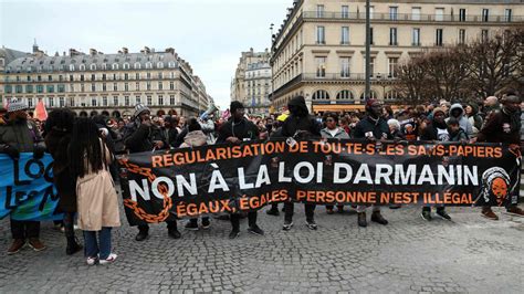 Loi Immigration Le Conseil Constitutionnel Censure 32 Articles Du