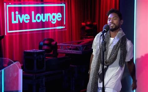 Watch Miguel Stirs Bbc 1xtra Live Lounge With Coffee [performance