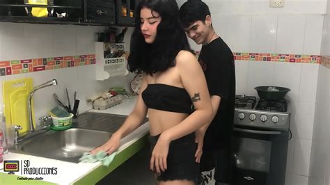 Le Doy Una Buena Follada A Mi Hermanastra Cum En Su Boca Xnxx Com