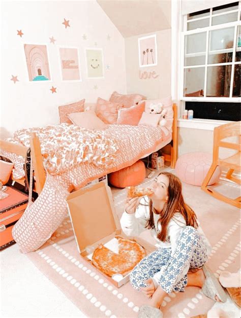 Preppy Room Ideas Dorm Carmon Juarez