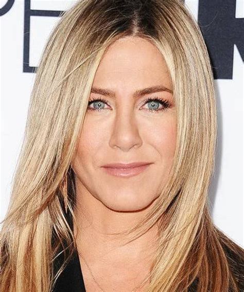 A Los 50 — Baba Berry De Nuevo Jennifer Aniston Comparte Los Secretos
