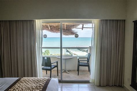 beneficios de un departamento con vista al mar áreas verdes y otros