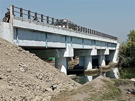 မြောက်ဦးမြို့နယ် သရက်တောကျေးရွာ င ရကောက်ချောင်းကူး သံကူကွန်ကရစ်တံတား ၉၉