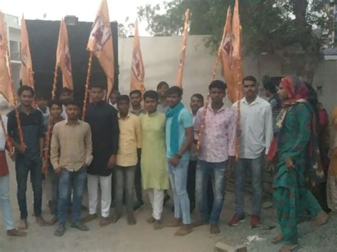 Devotees Leave From Neemrana To Attend Baba Lakhi Fair Thousands Of