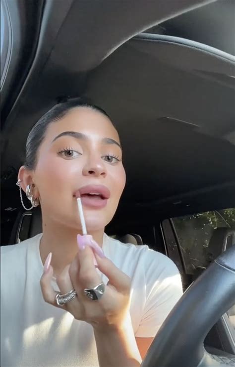 Kylie Jenner Claps Back At Claim Shes Trying To Seem Relatable