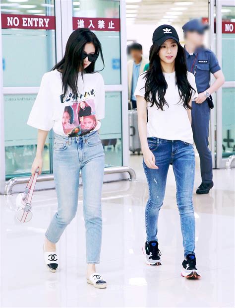 Pin By Kpop And Anime Lover On Blackpink 멤베 Blackpink Fashion Fashion