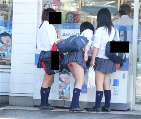 パンツ見えるかな？