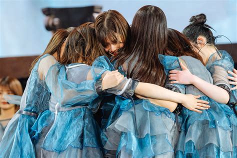 画像10 43 櫻坂46渡邉理佐、グループ初卒業コンサートで号泣 欅坂46楽曲披露＆サプライズの胸熱ステージでアイドル人生に幕＜セット