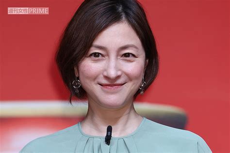 「普段よりおばさんに見える」広末涼子の全身“ピンク”コーデにツッコミ殺到、写真加工疑惑も噴出 ライブドアニュース