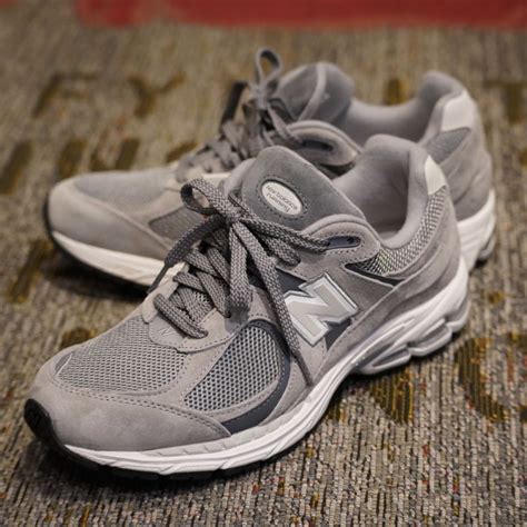 【new Balance ニューバランス】ローカットスニーカー2002r St