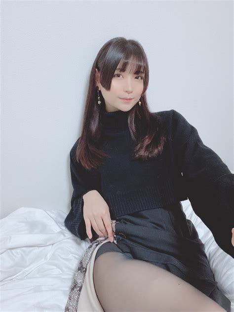 「2023年最初のお姉さん」あまつまりな、タイツのランガードを見せるフェチショット公開 Entame Next アイドル情報総合ニュースサイト