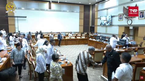 Breaking News Komisi Iii Dpr Ri Raker Dengan Ketua Lpsk Dan Ketua