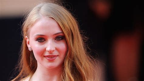 Hd Wallpaper Actresses Sophie Turner Blue Eyes Face Redhead