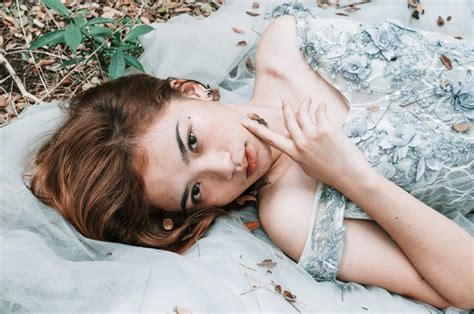 15 Tips To Impress A Man And Attract Him Even More Relationship And Life