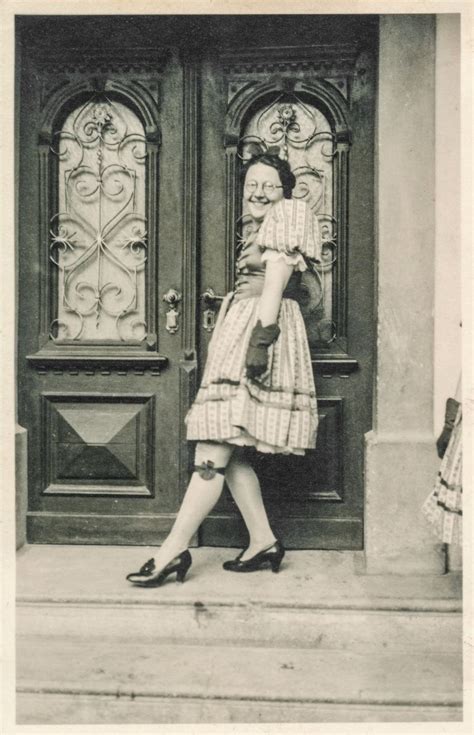 Seduction 50 Hilarious Vintage Photographs Of Women From The 1930s And
