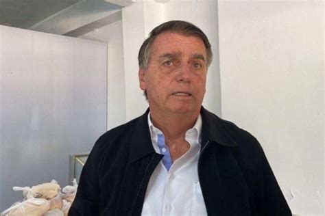 Defesa De Bolsonaro Diz Que Hospedagem Em Embaixada Foi Para Manter