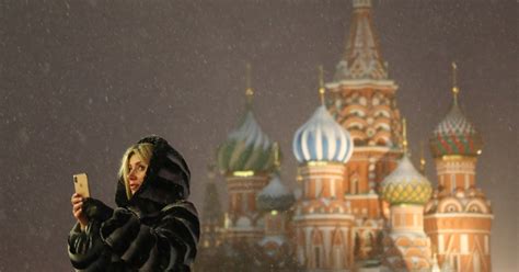 Russia Slows Twitters Speed After Row Over Anti Kremlin Protests