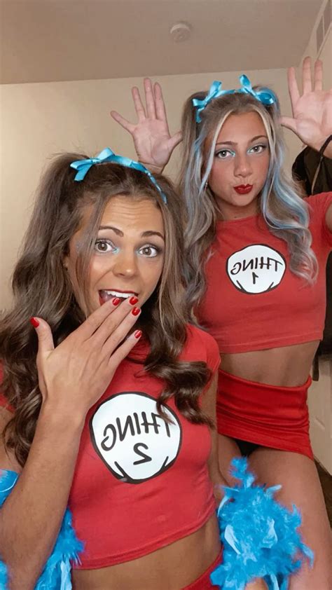 Thing One And Thing Two Halloween Selfie Photos 💙🦋 Trio Halloween