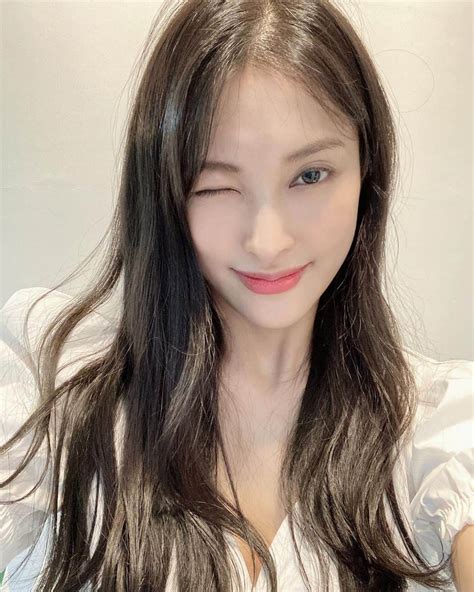 パク・ギュリさんのインスタグラム写真 パク・ギュリinstagram 「 ㅇ」8月3日 17時30分 Gyuri 88