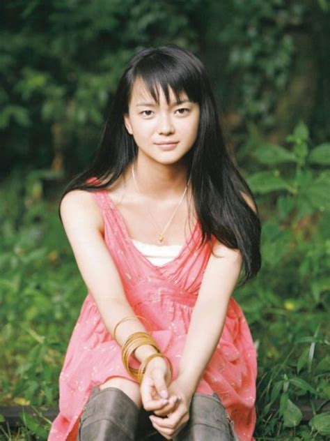 多部未華子画像 美脚ミニスカ生足、ツル腋全開、パンチラ、貧乳セクシー写真集