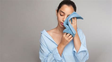 Monsoon Health Expert Lists Ways To Prevent Fungal Infections At Home