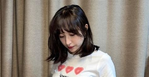 하니 ♥양재웅과 열애 인정 후 첫 근황 가슴에 그려진 하트