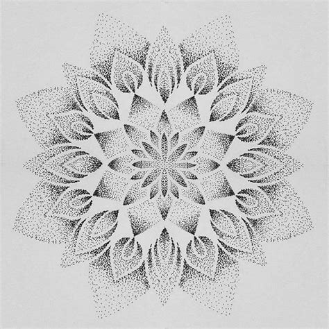 Mandala Dotwork Tatouage Geometric Mandala Tattoo Dot Work Mandala