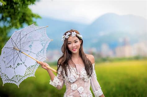 Girl Umbrella Dress Asian Wreath Cutie Hd Wallpaper Wallpaperbetter