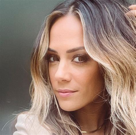 Jana Kramer Shows Off New Breast Implants In Topless Photo
