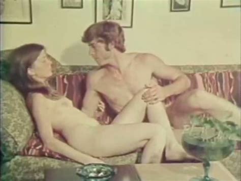 Pale Skin Classic Young Hottie Has Delicious Pussy Video