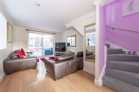 Pipers Field Ridgewood 3 Bed Semi Detached House For Sale £390 000