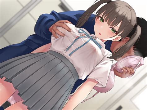 セクハラに無頓着なクール は小柄なのにおっぱいがデカすぎる Usa Works Fanza同人