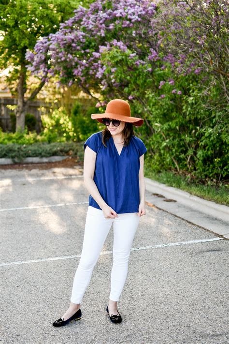 Cotton Cashmere Cat Hair Casual Work Outfits And Style Tips In Boise