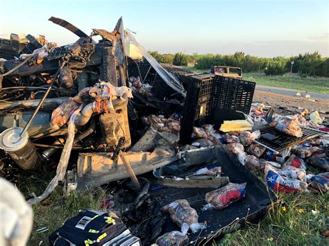 Drivers Trapped When Two 18 Wheelers Crash Near Sweetwater