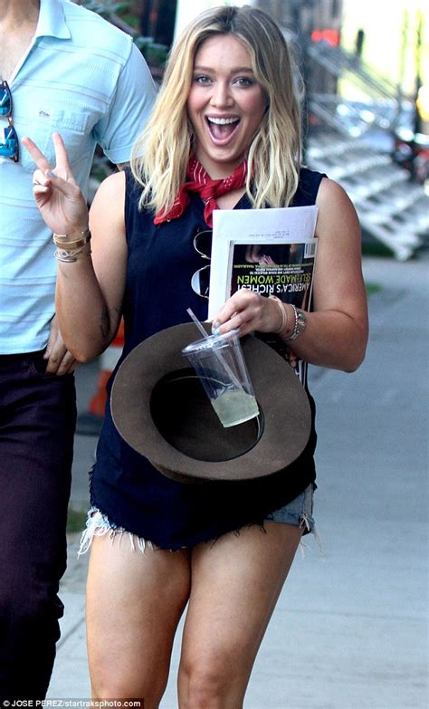 Hilary Duff Shows Off Her Toned Legs On The Set Of Younger In New York