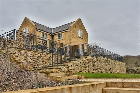 Dry Stone Walling Contractors In Gloucestershire Cheltenham And Stroud